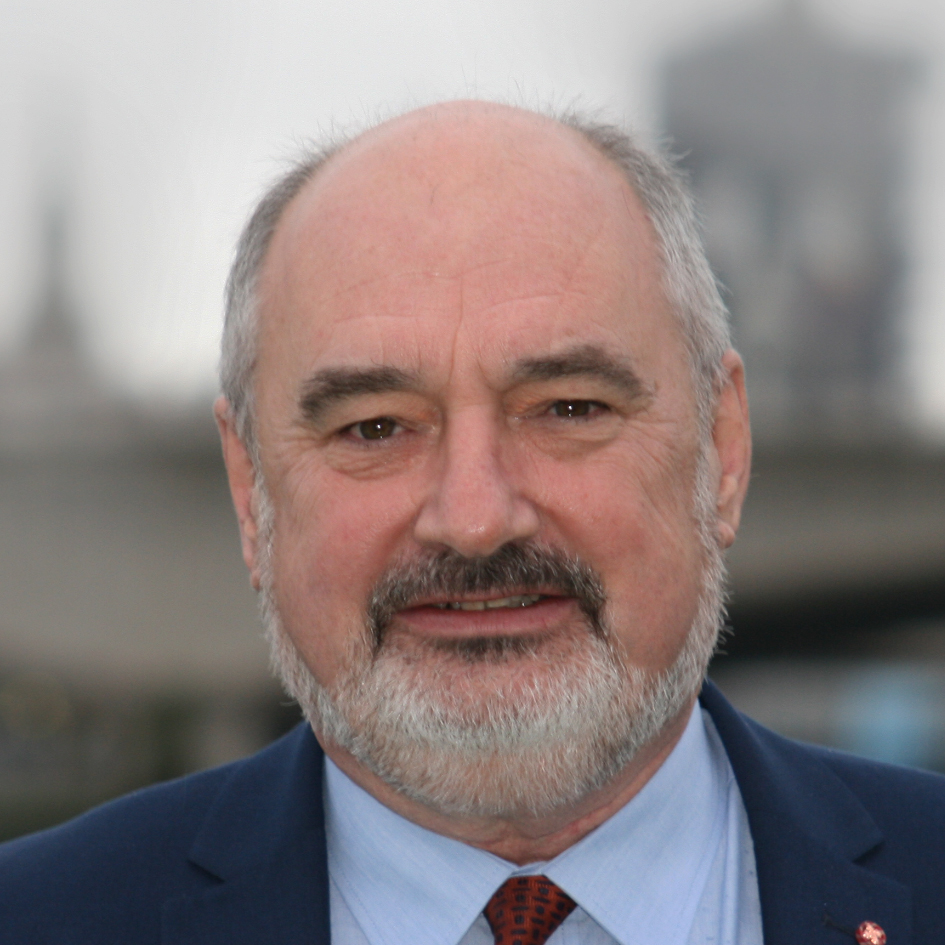 Lee Hardy OBE - NLA International